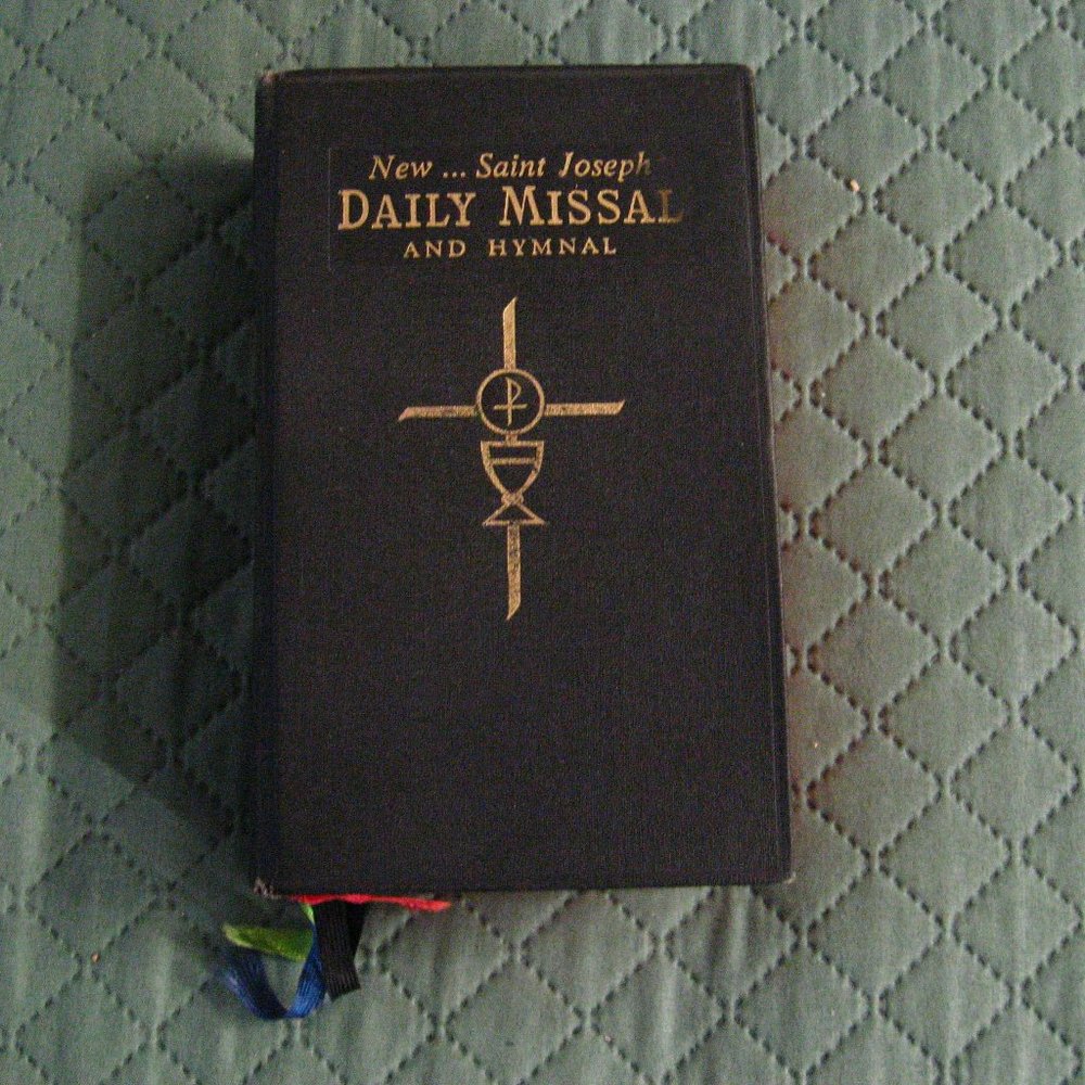 Saint Joseph Daily Missal & Hymnal Vintage 1966 - Gem